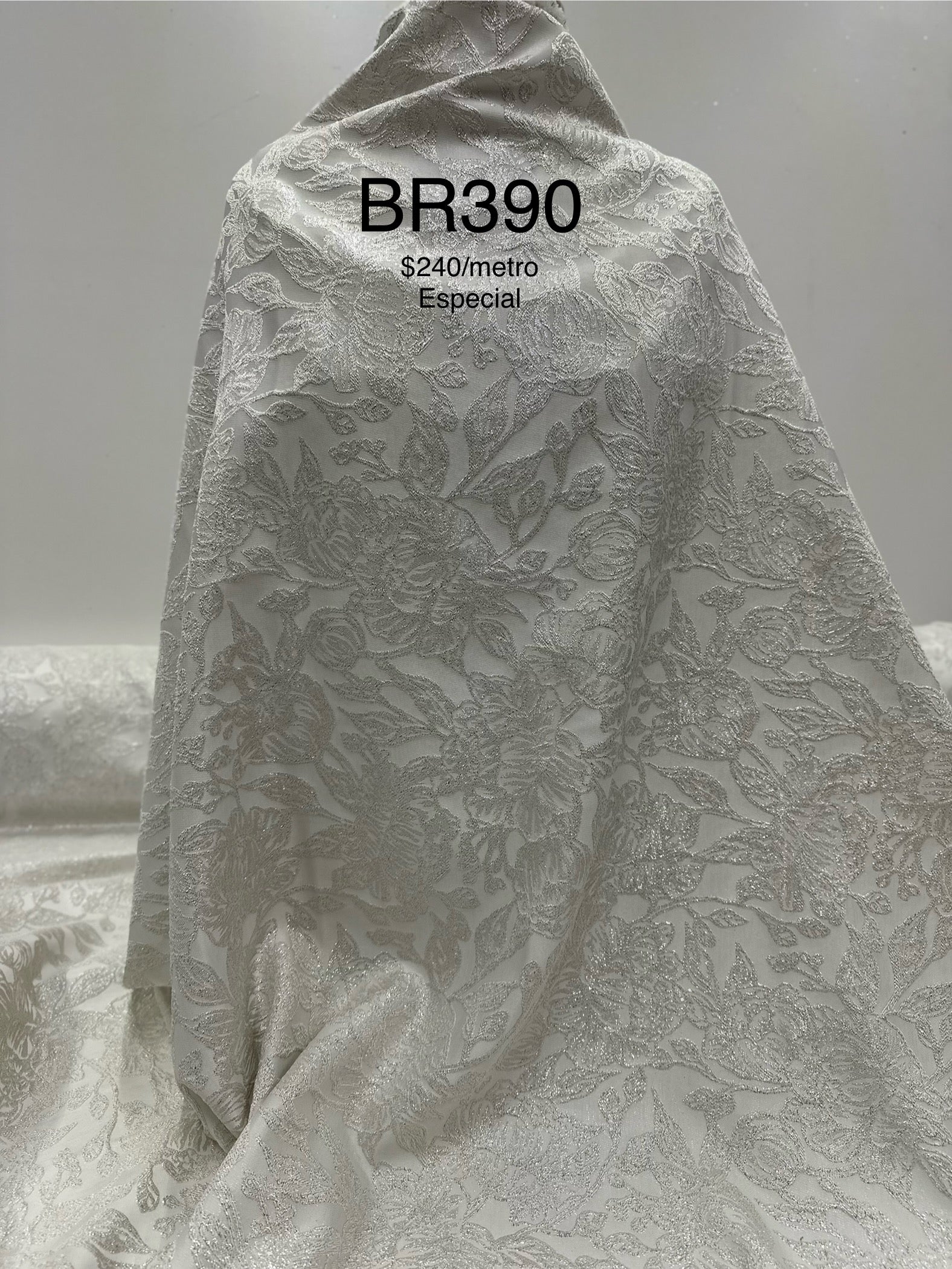 Brocados – Telas Costa Azul